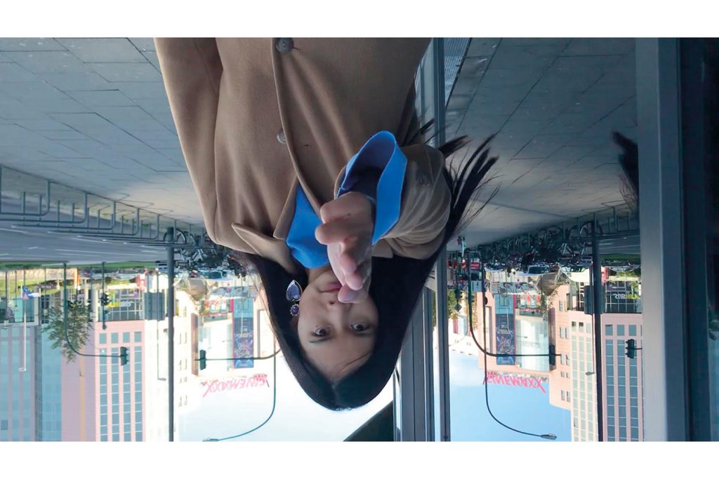 Schiefe Zähne - Phung-Tien Phan - Discoveries • GALLERY WEEKEND BERLIN