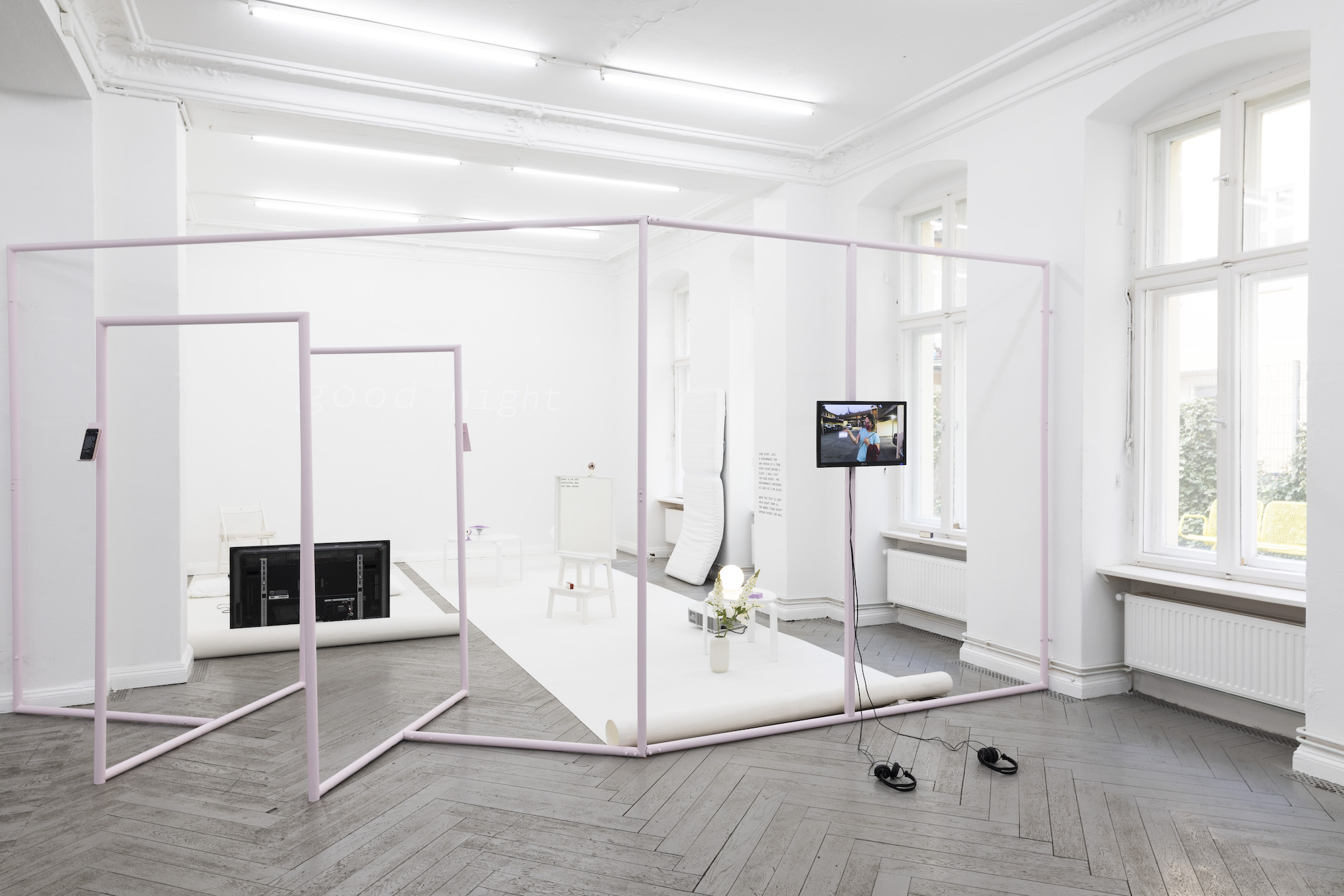 Eigen Art - GW 2022 - Martin Groß, Lauren Lee McCarthy • GALLERY ...