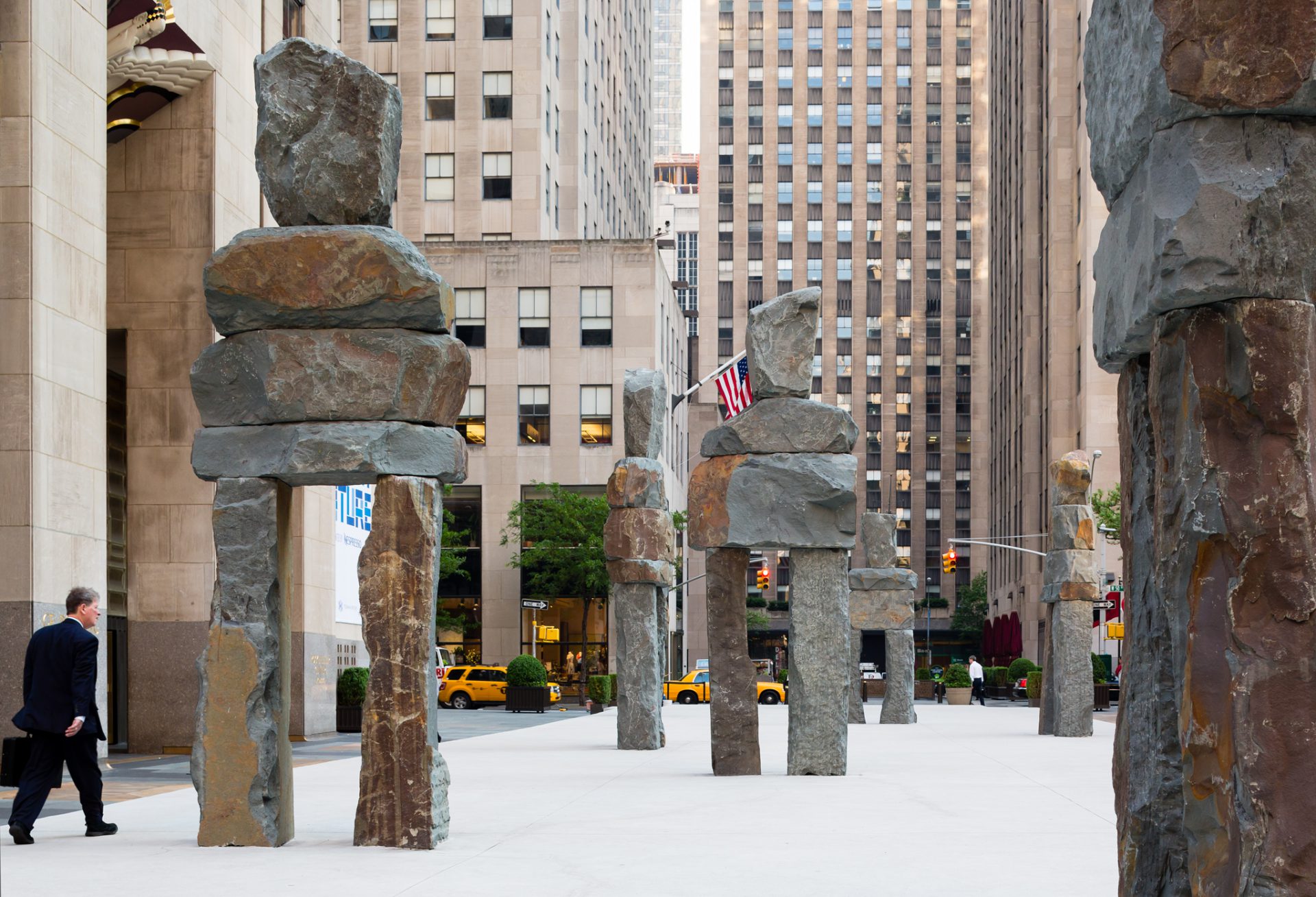 Esther Schipper - Philippe Parreno, Ugo Rondinone • GALLERY WEEKEND BERLIN